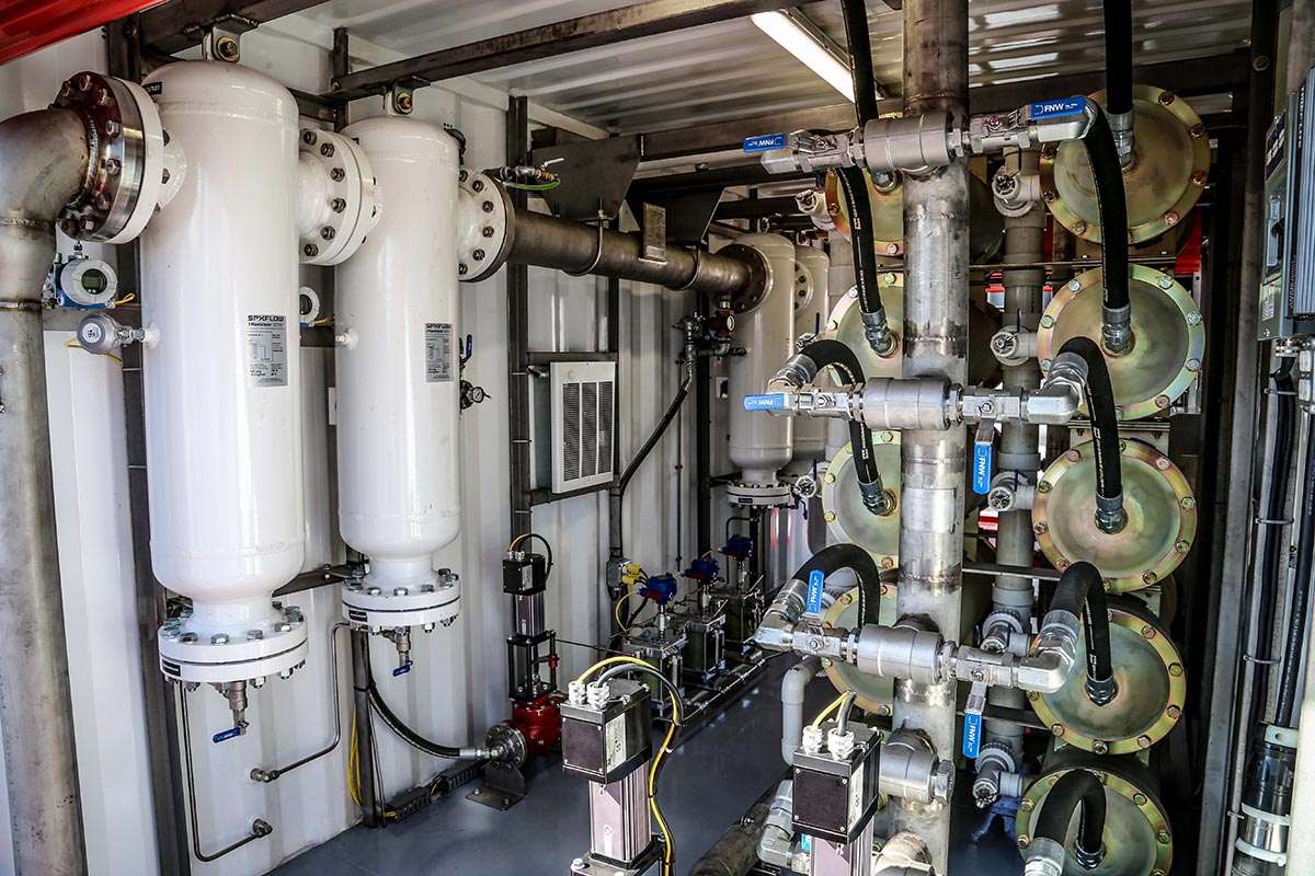 Oilfield Compressors Nitrogen Units Background Image • Air Compressor ...